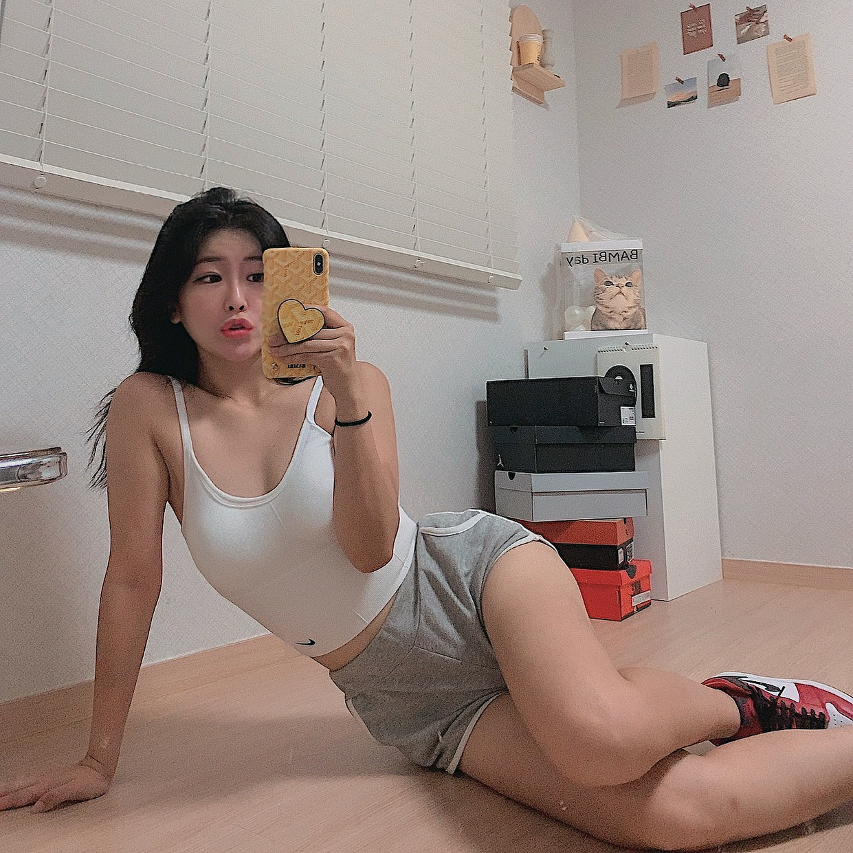 YOi (@yoi_stagram) 님의 게시물 | KREAM