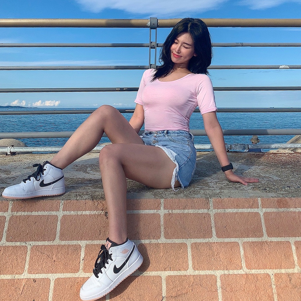 YOi (@yoi_stagram) 님의 게시물 | KREAM