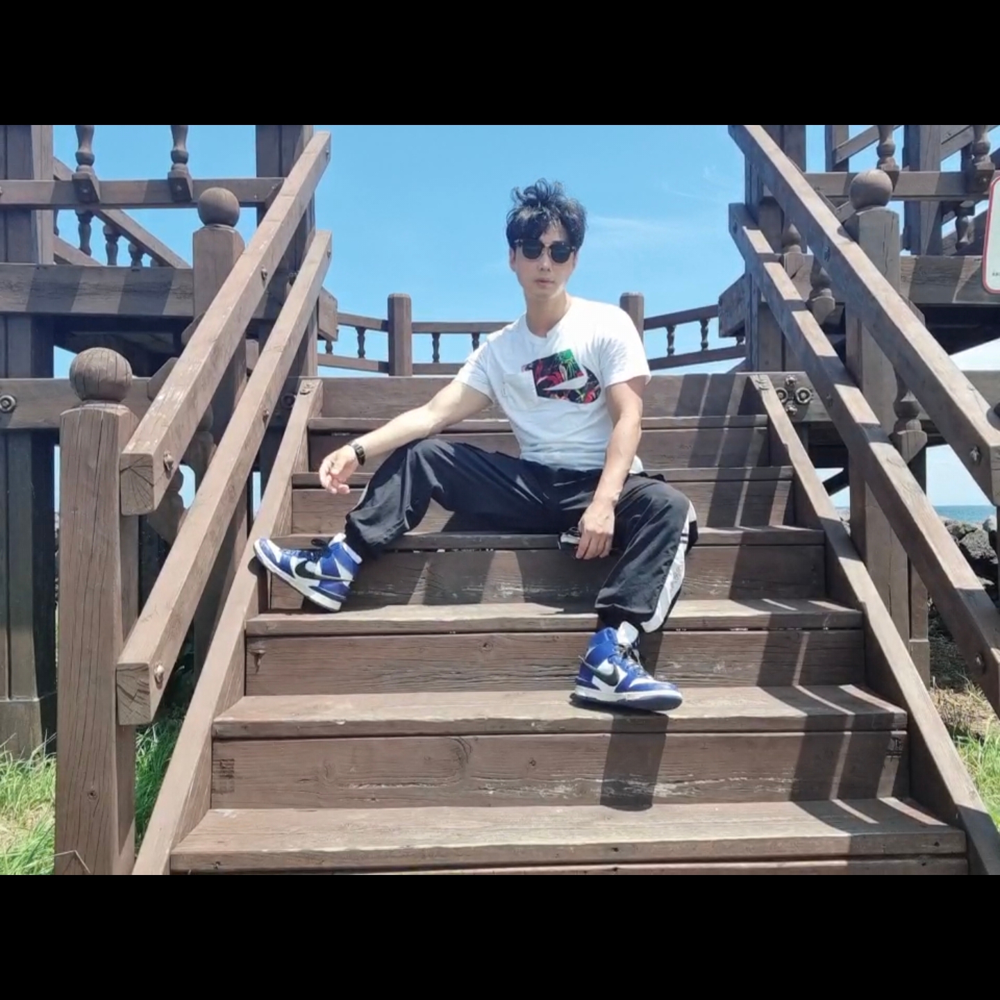 (@jong7759) 님의 게시물 | KREAM