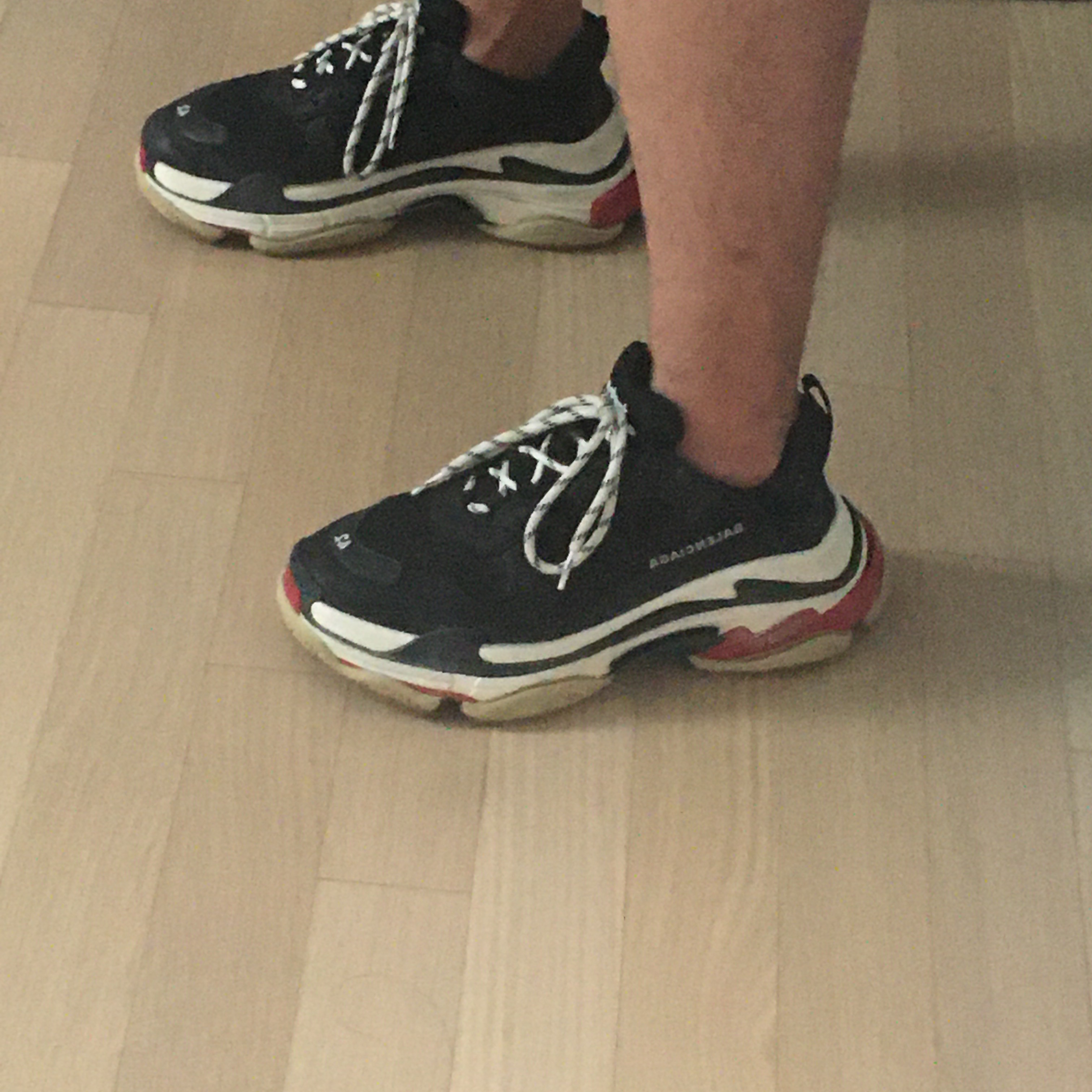 dkdkdk (@jyjsowplwbf) 님의 게시물 | KREAM