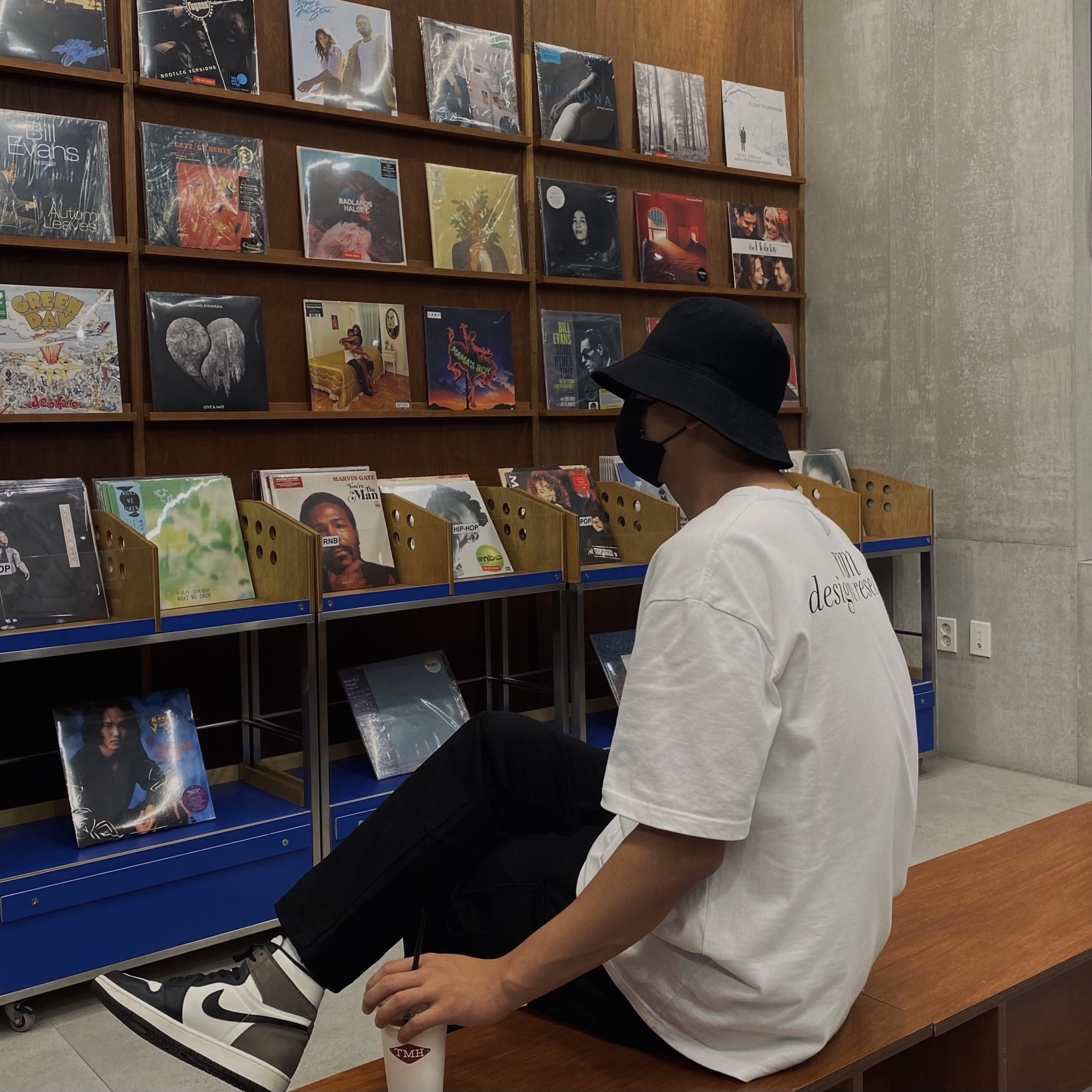 민석이요 (@meenxxb) 님의 게시물 | KREAM