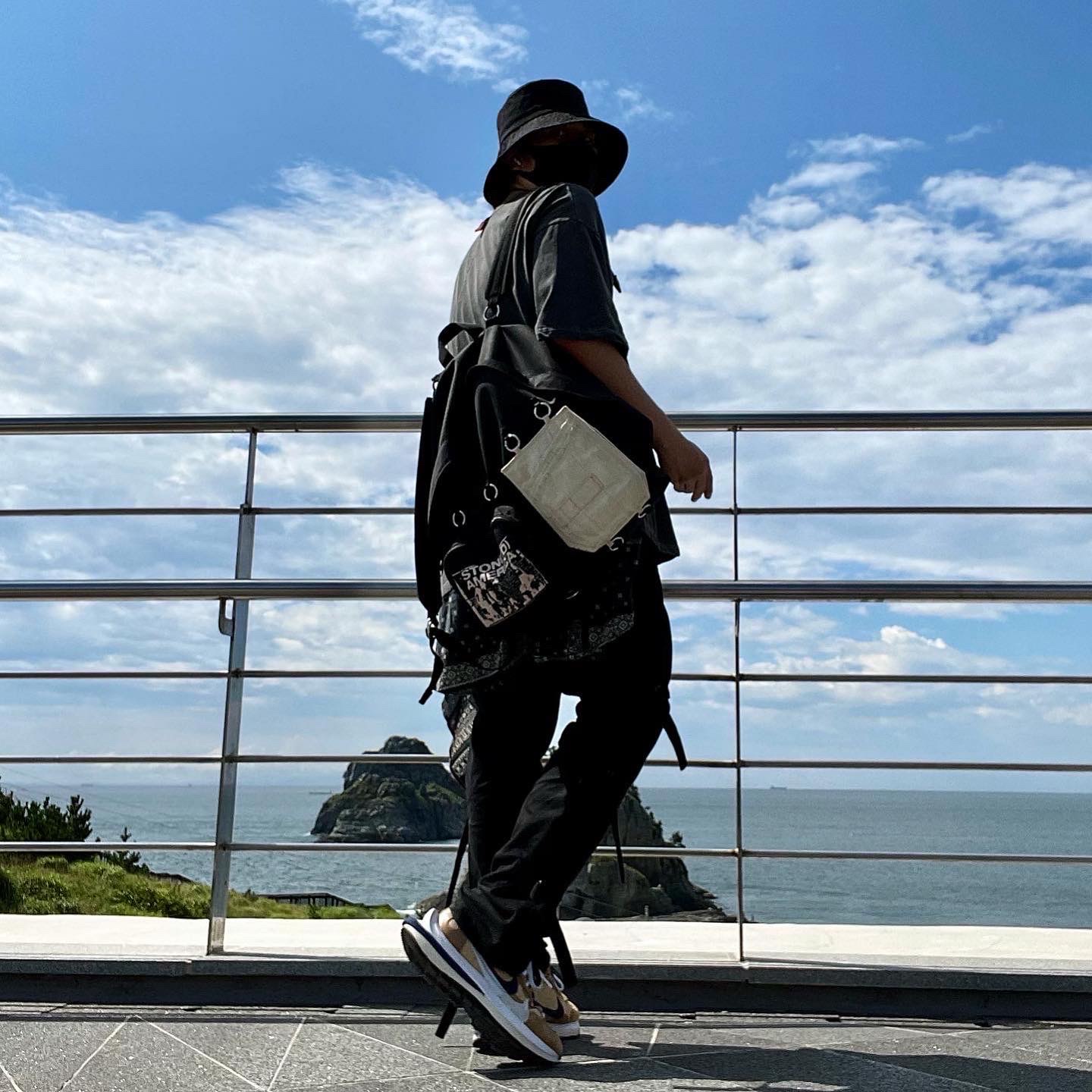 윤두환 (@doo_thless) 님의 게시물 | KREAM