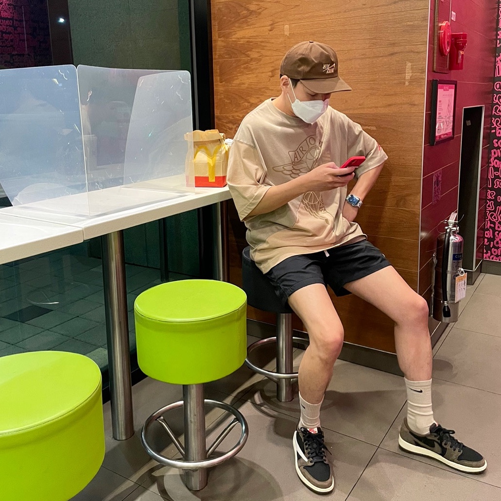 (@koshizm) 님의 게시물 | KREAM