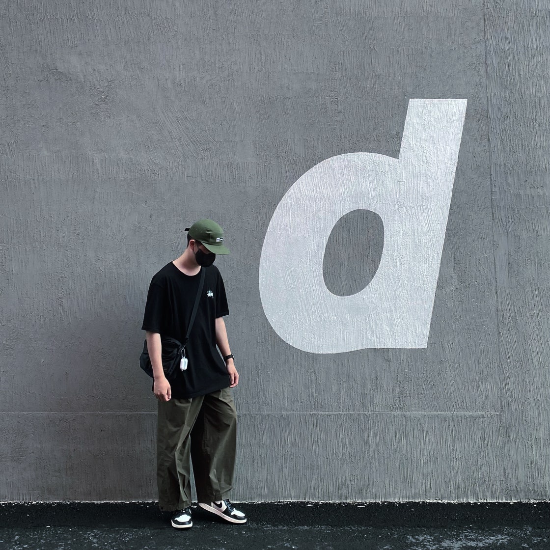 김근영 (@kk___young) 님의 게시물 | KREAM