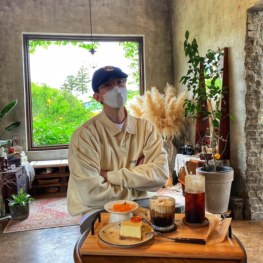 nicehanboy (@s.l.a.m.d.u...) 님의 게시물 | KREAM