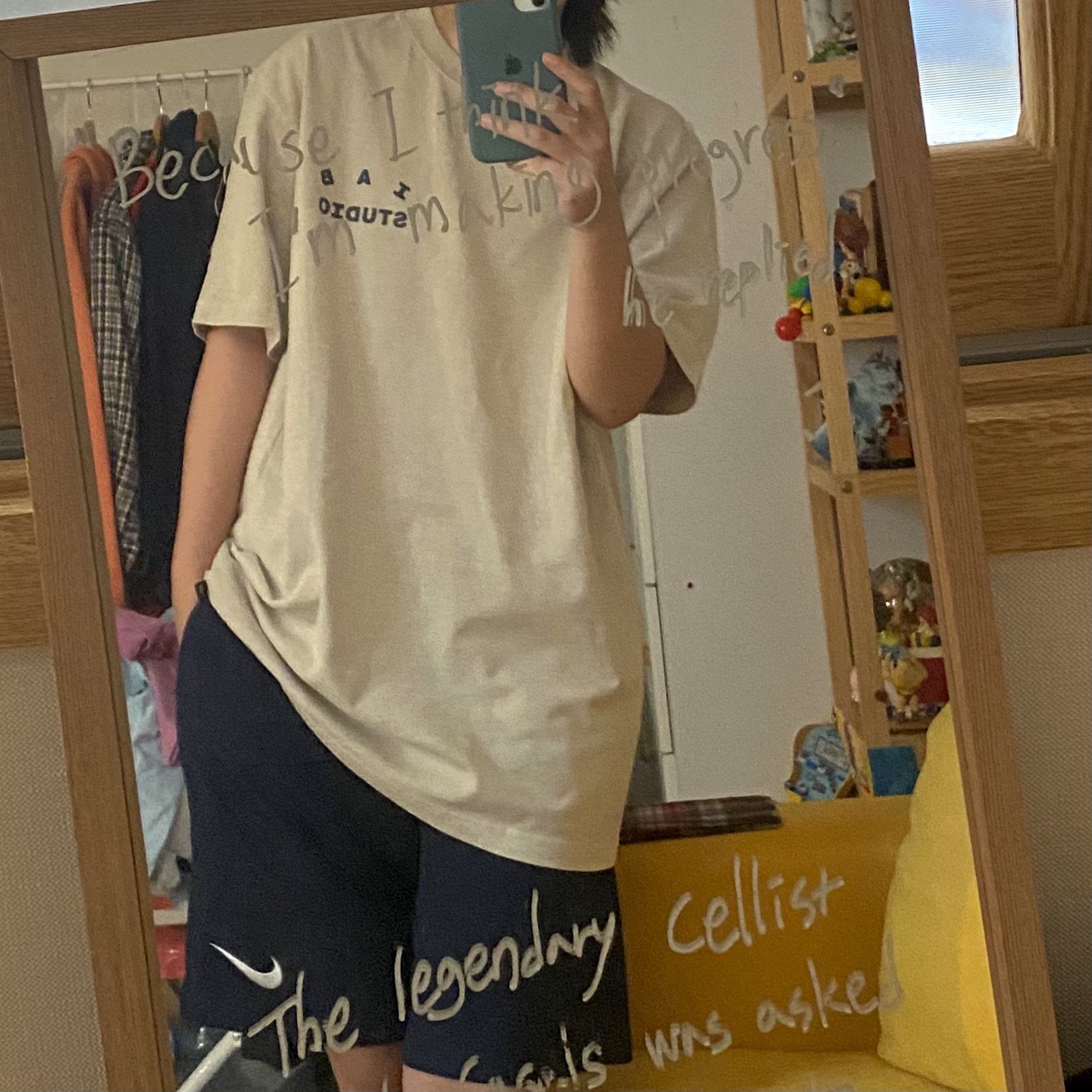 나익희 (@drow_act) 님의 게시물 | KREAM