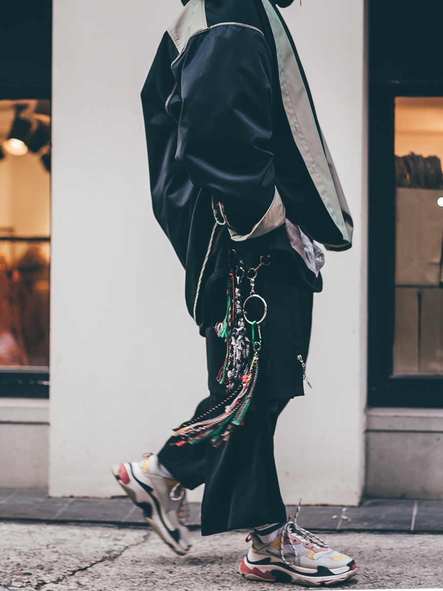 장어 (@lamode) 님의 게시물 | KREAM