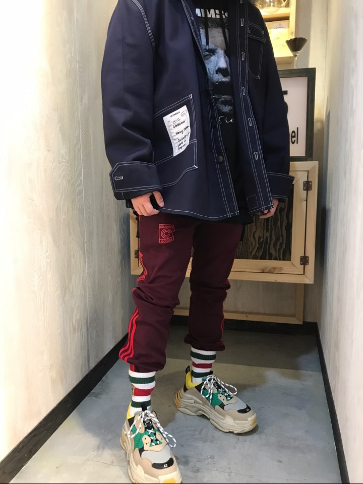 장어 (@lamode) 님의 게시물 | KREAM