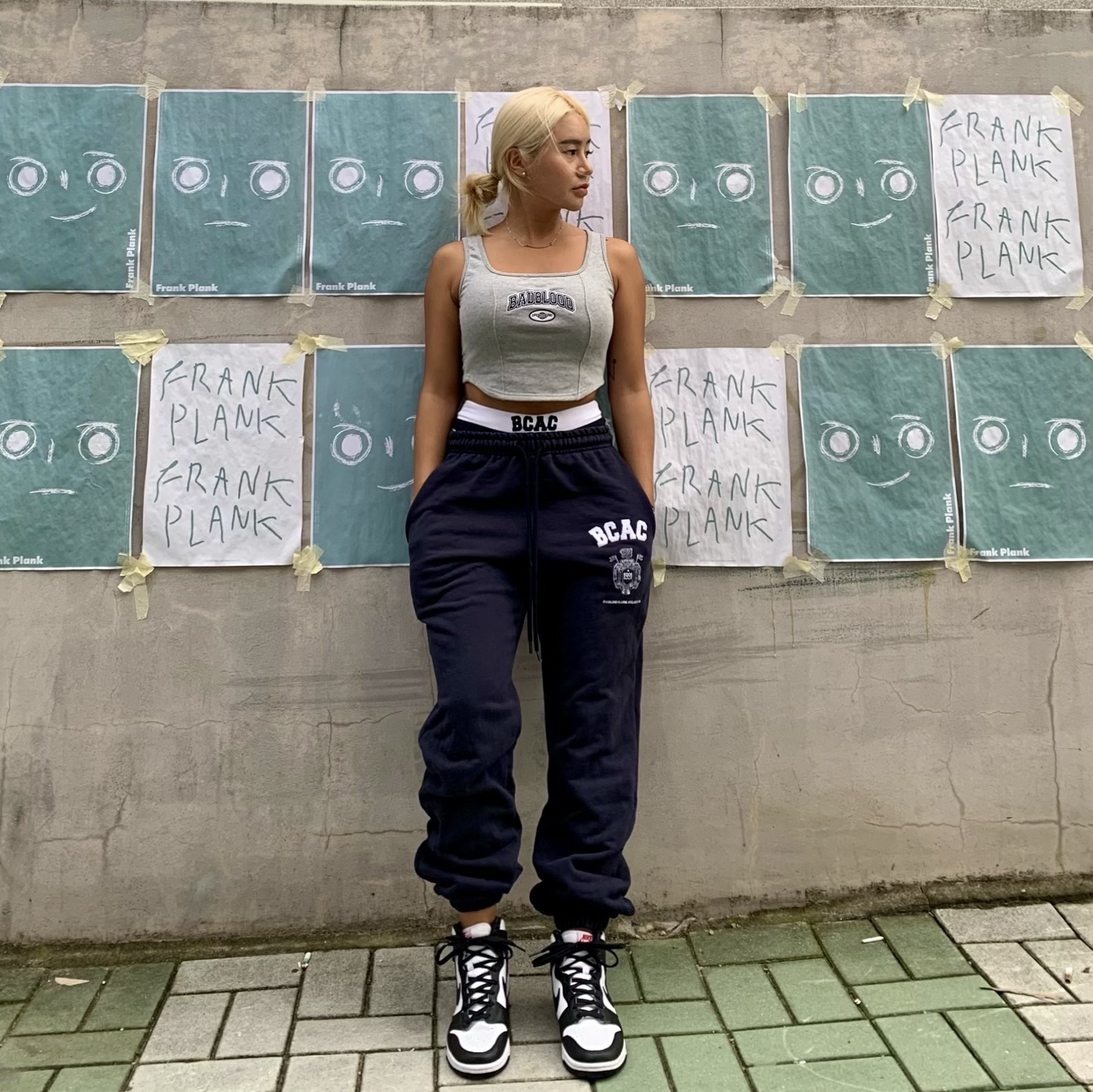 윤아 (@yooooona) 님의 게시물 | KREAM