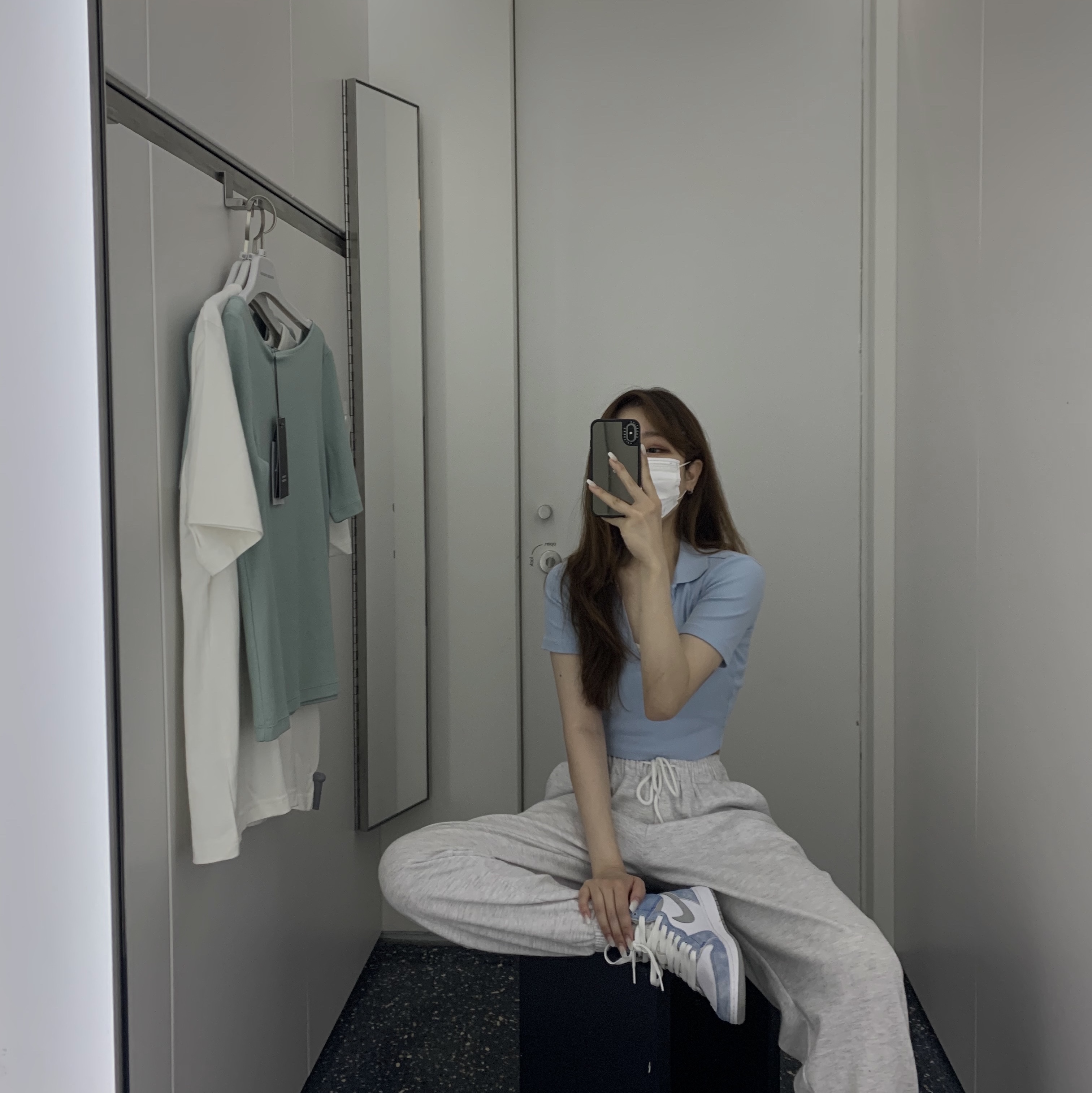 (@adocavo) 님의 게시물 | KREAM