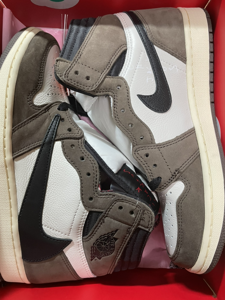 이 (@_290_) 님의 게시물 | KREAM