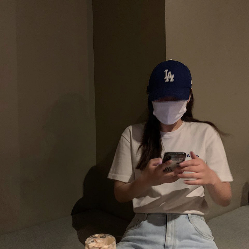 (@12apr_) 님의 게시물 | KREAM