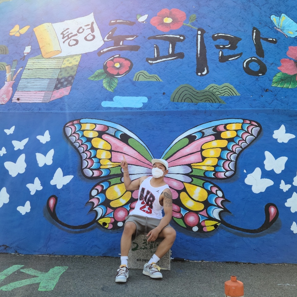 홀리듯 (@lchy2710) 님의 게시물 | KREAM