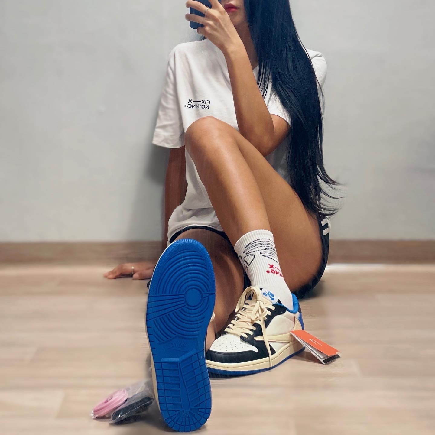 (@jj.wonkyung) 님의 게시물 | KREAM