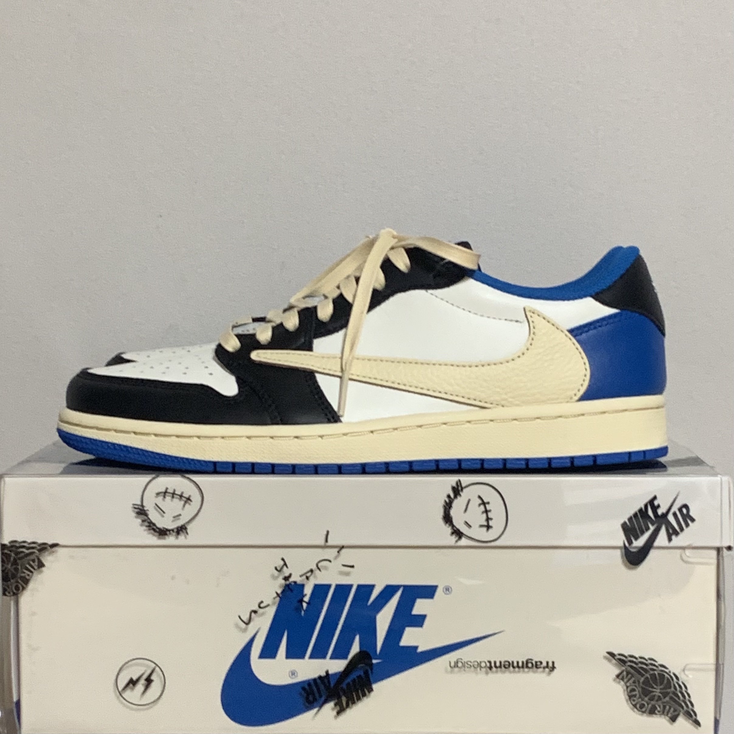 신발창꼬 (@myshoebox) 님의 게시물 | KREAM