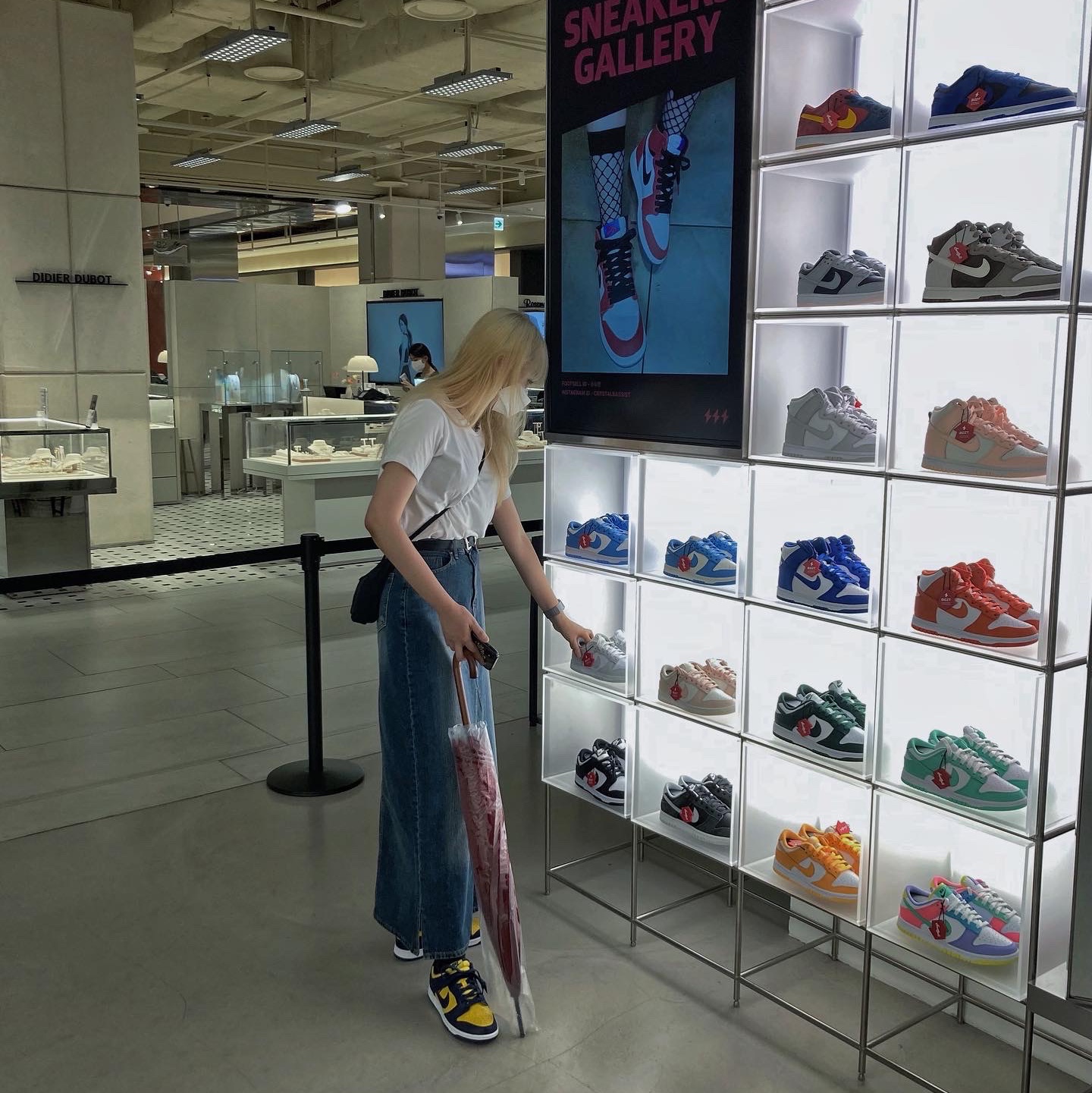 (@kim4779) 님의 게시물 | KREAM