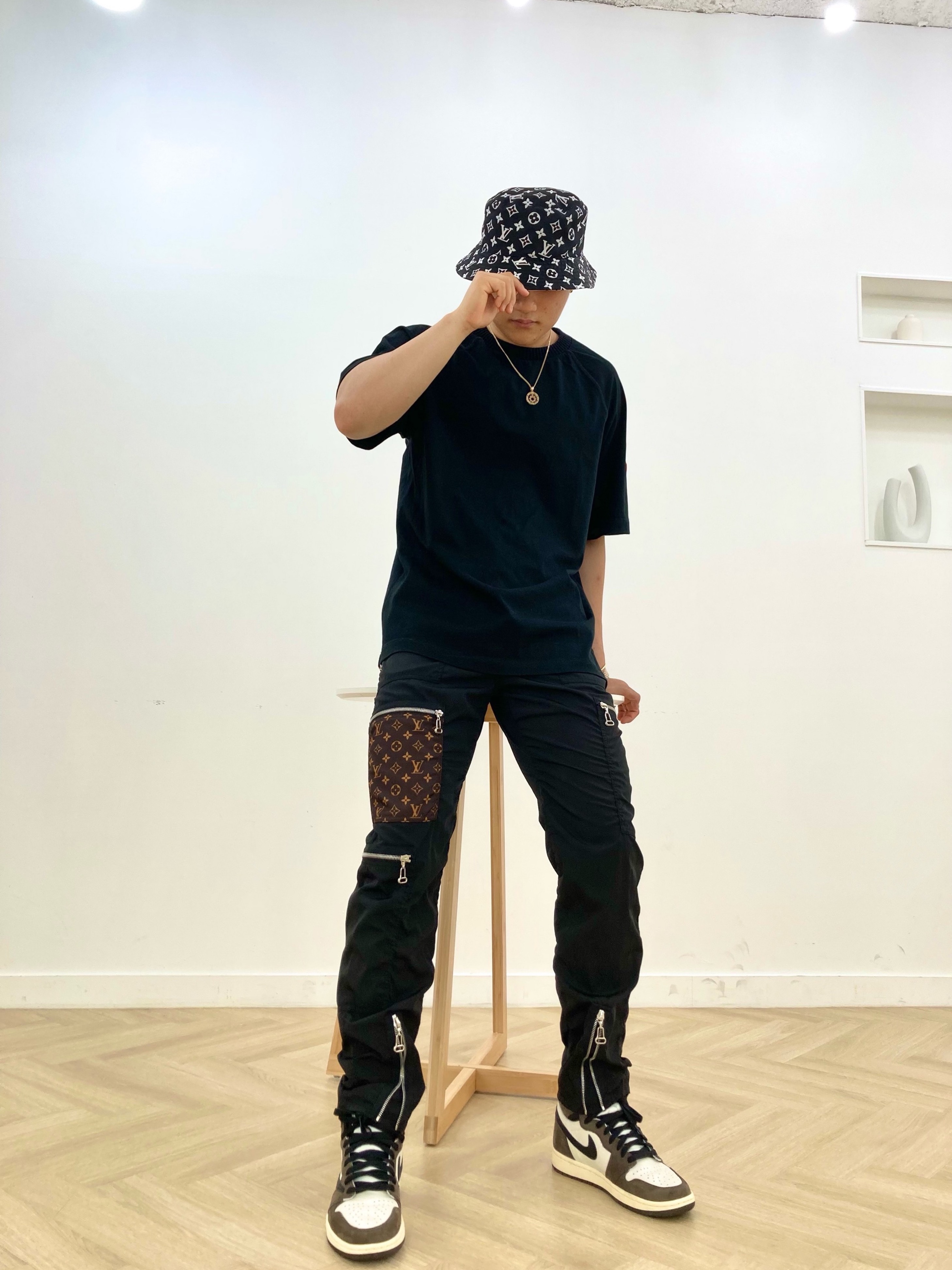 khgoldflash5 (@kkwang_hyuni) 님의 게시물 | KREAM