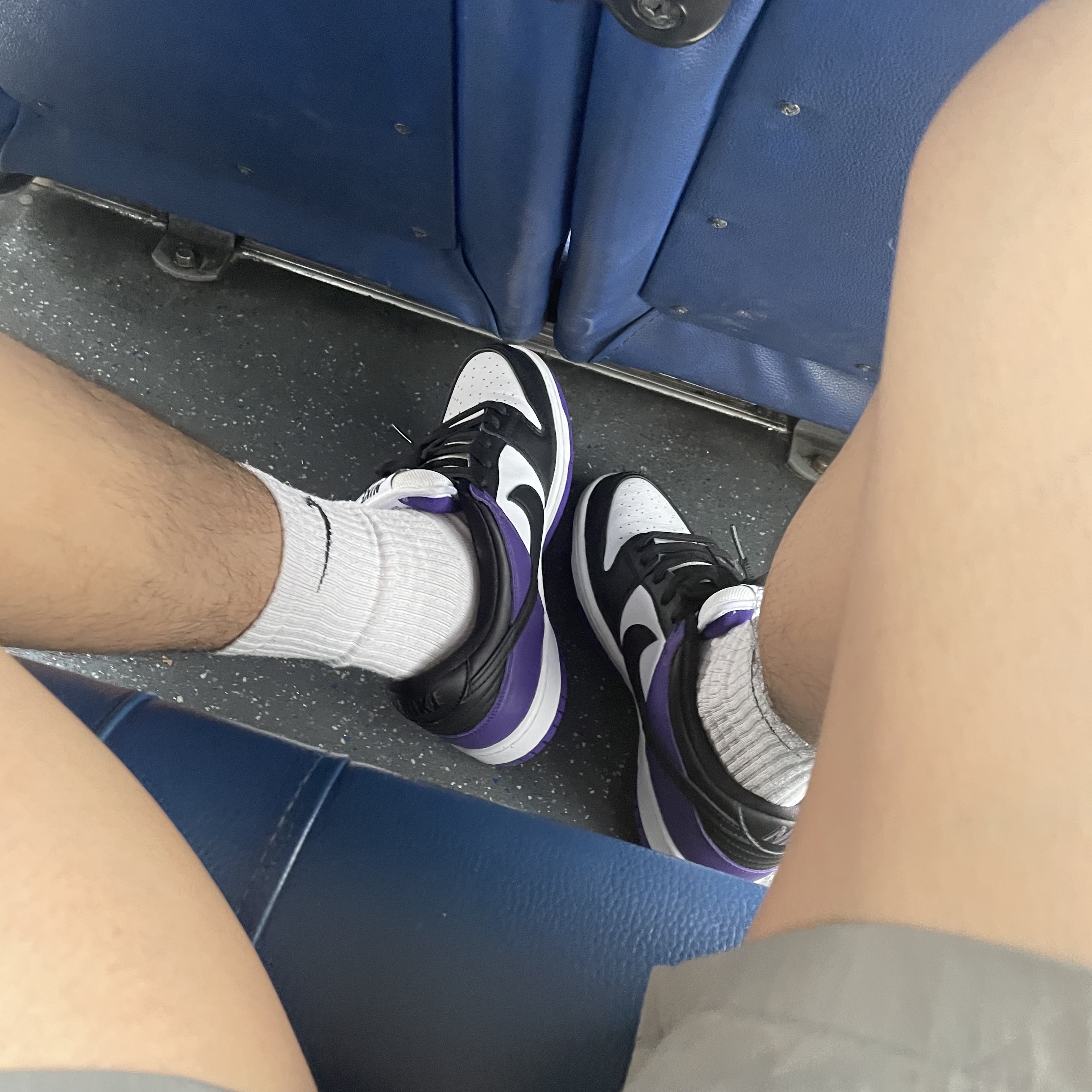 호라 (@ho_ra) 님의 게시물 | KREAM