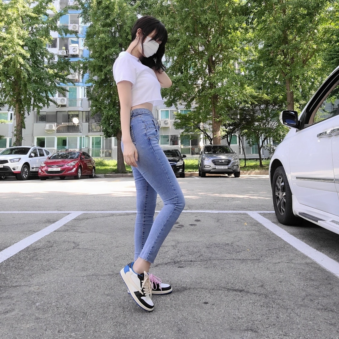 뽀라 (@vora.kim) 님의 게시물 | KREAM