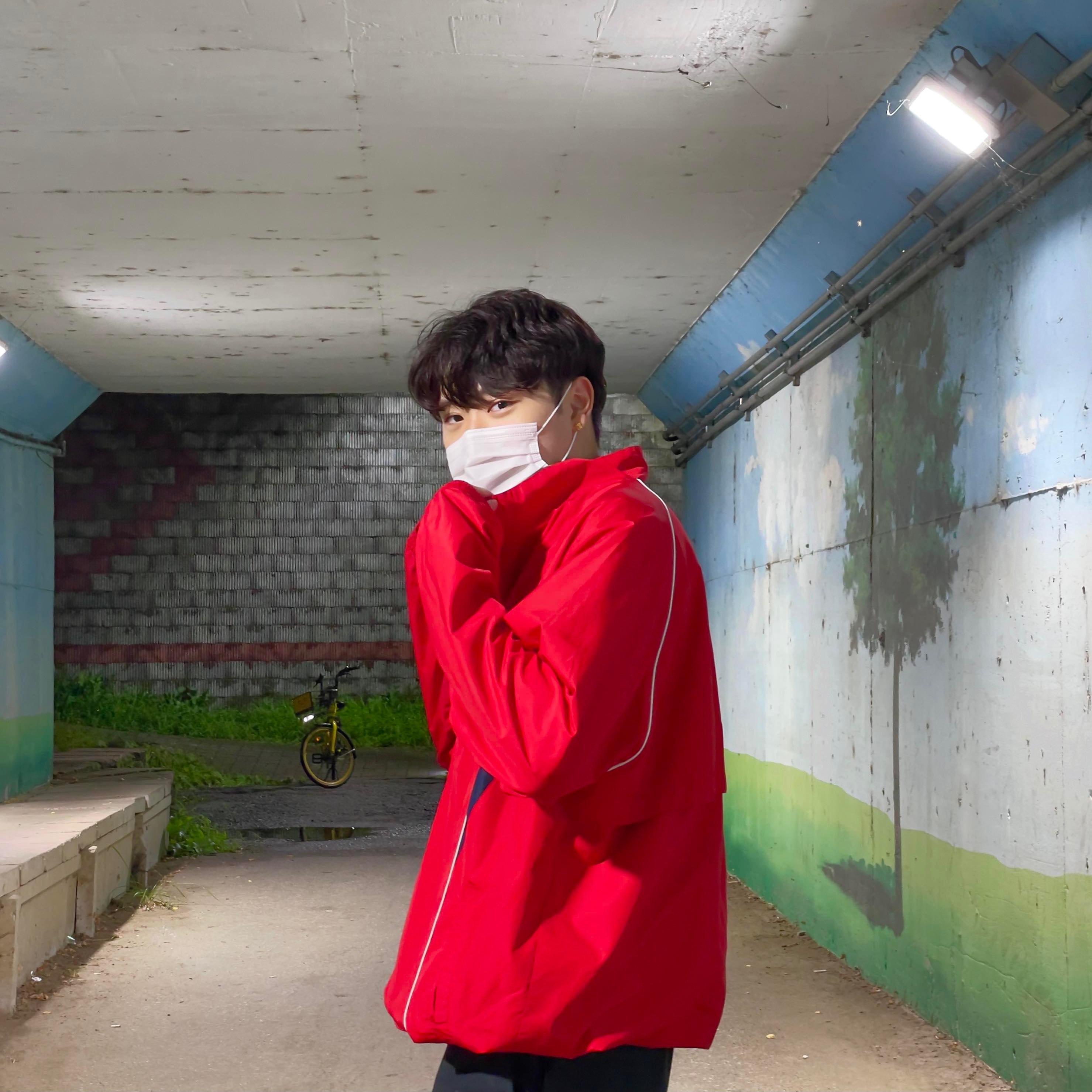 박효준 (@hyo_pebeast) 님의 게시물 | KREAM