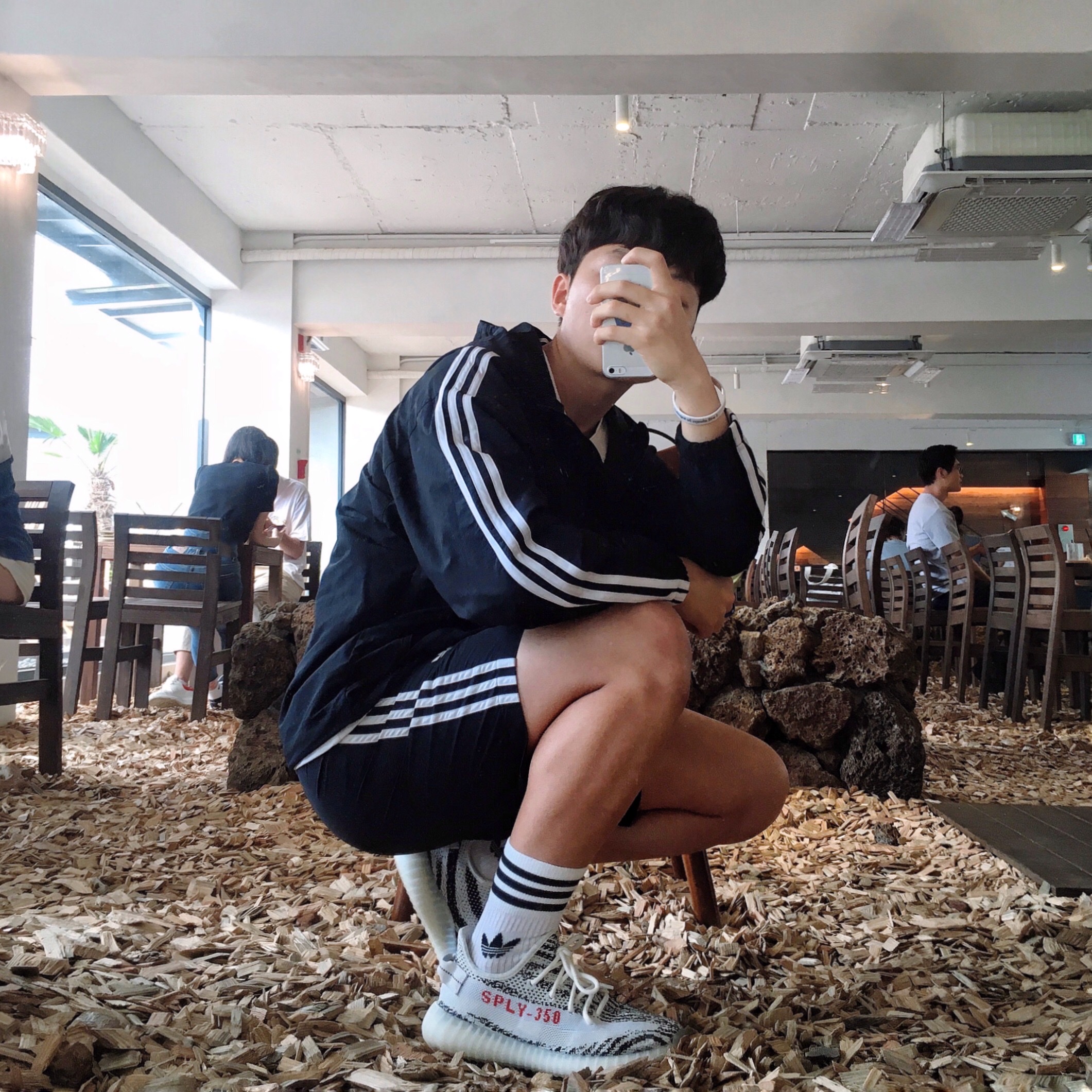 (@dooly_) 님의 게시물 | KREAM