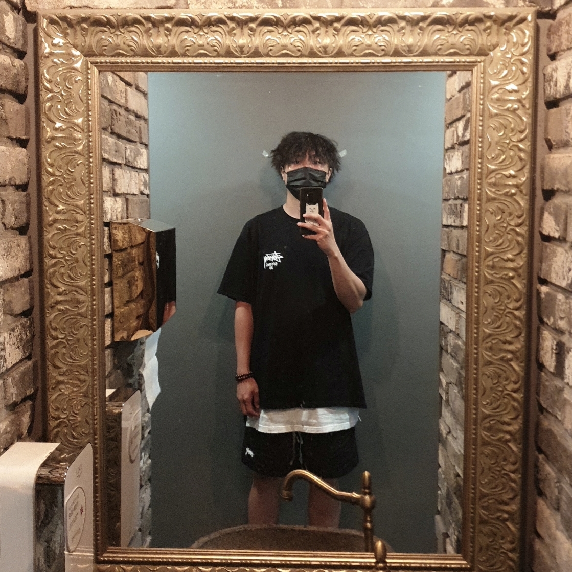 신발놈 (@k1m_0j) 님의 게시물 | KREAM