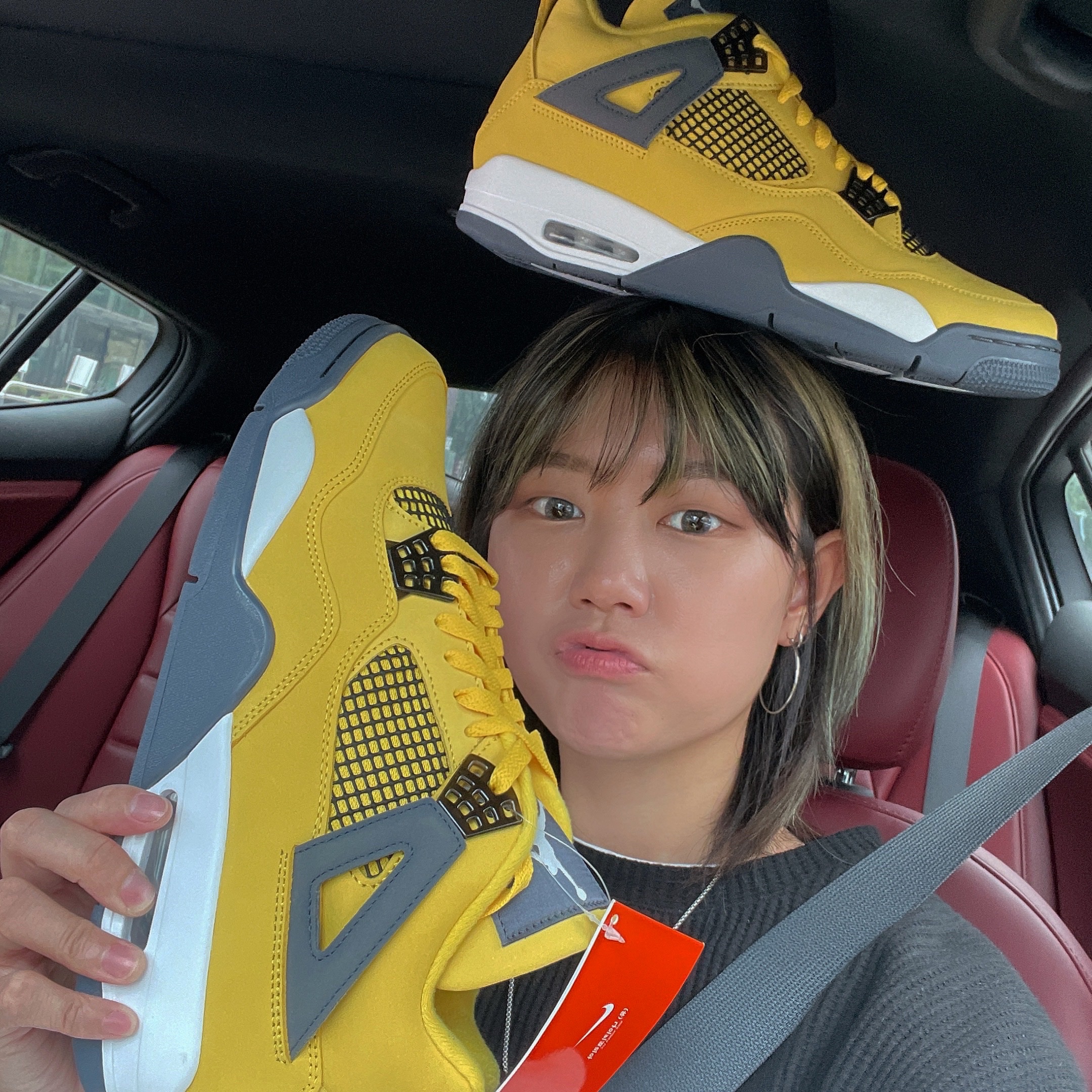 instar; shin... (@shinezeee) 님의 게시물 | KREAM