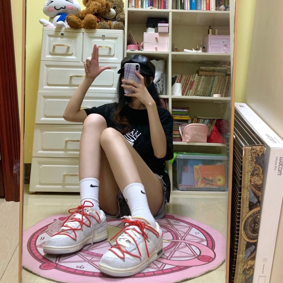 서빈 (@isgstudio) 님의 게시물 | KREAM