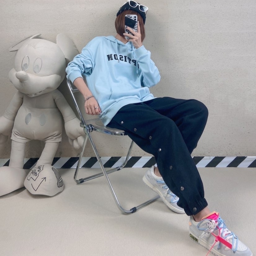 서빈 (@isgstudio) 님의 게시물 | KREAM