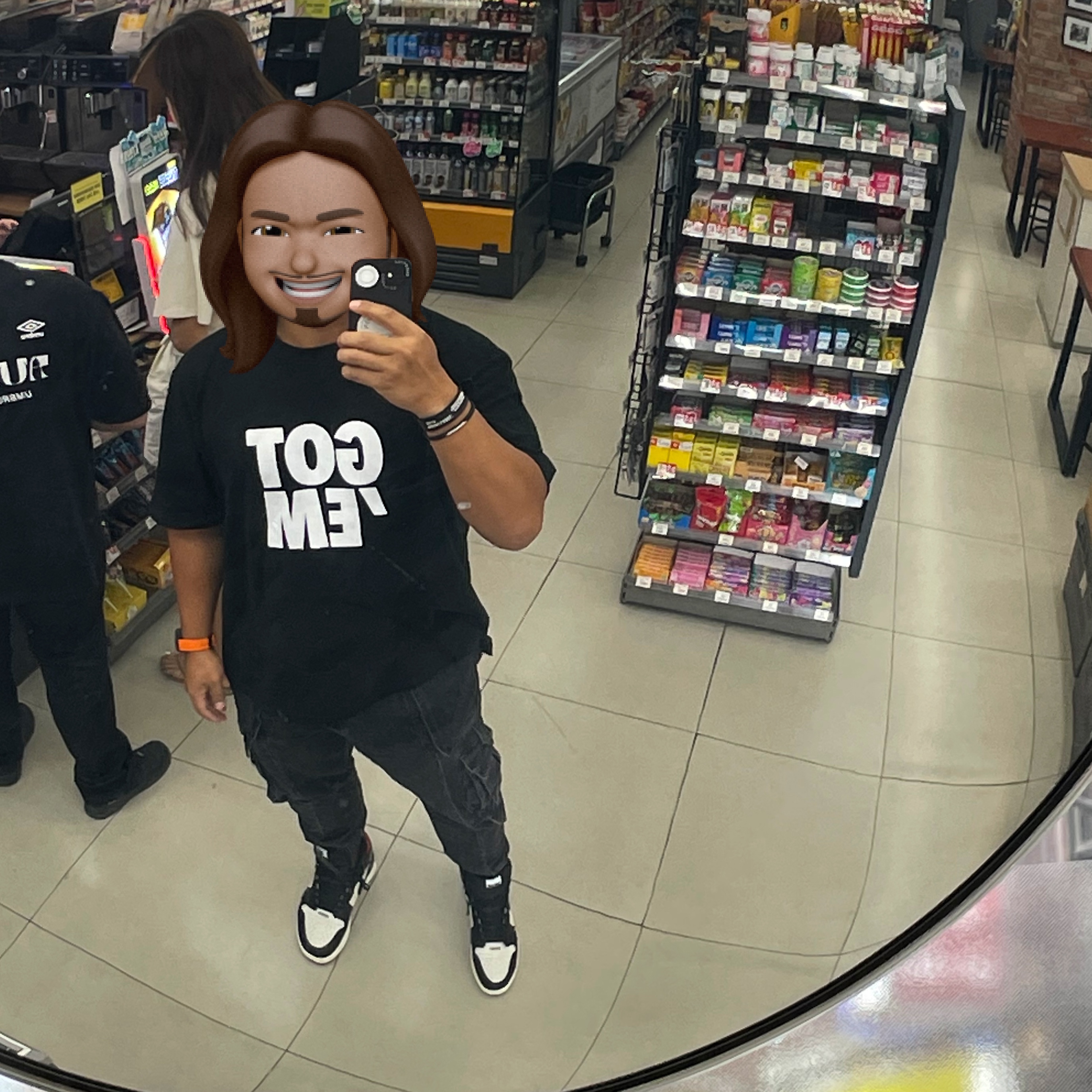 hello_mark (@hello_mark) 님의 게시물 | KREAM