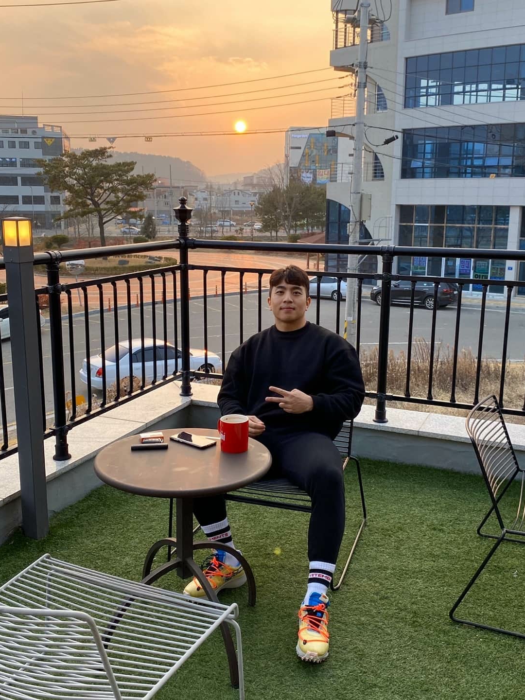 유준 (@k__yj) 님의 게시물 | KREAM