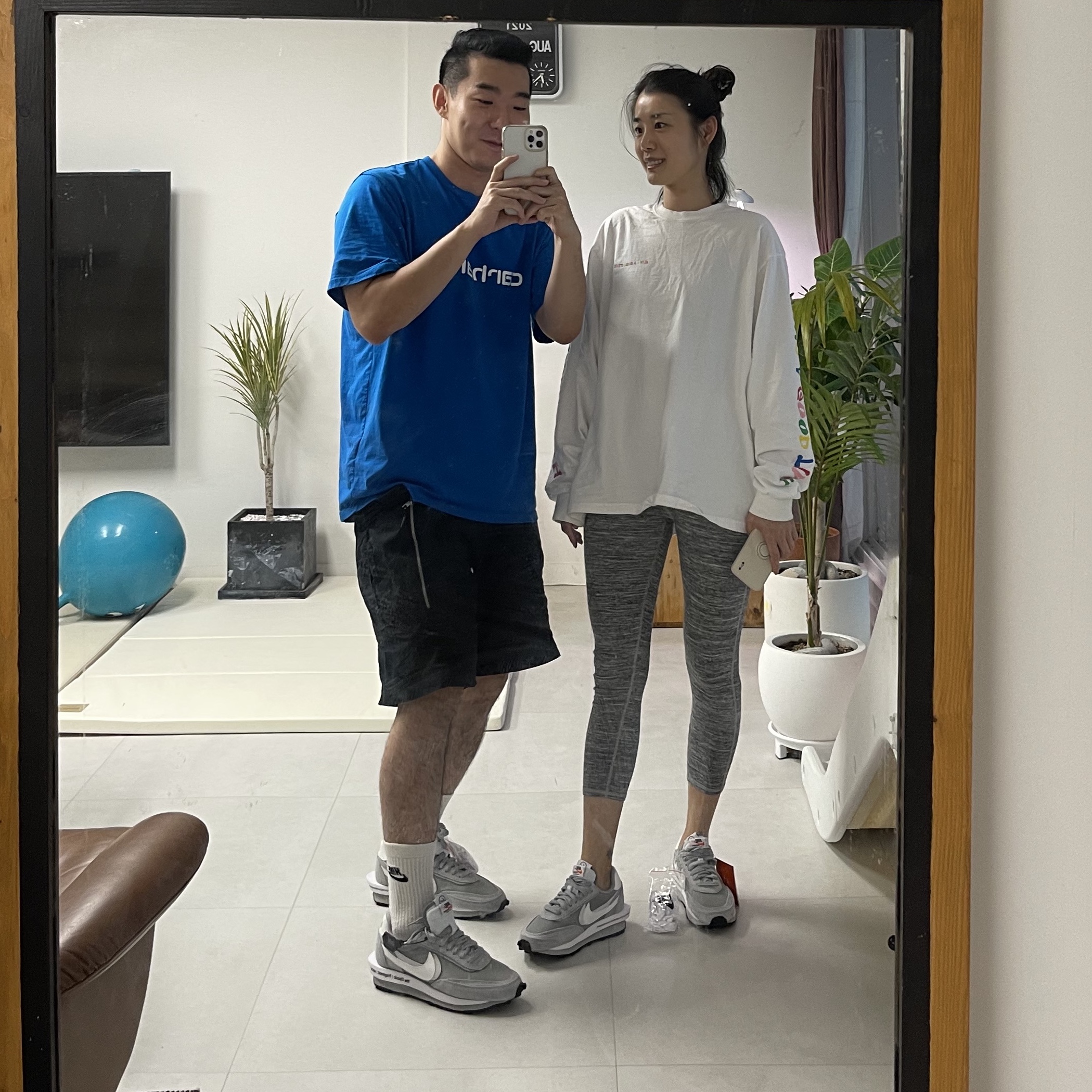 겜보이 (@gamboy) 님의 게시물 | KREAM