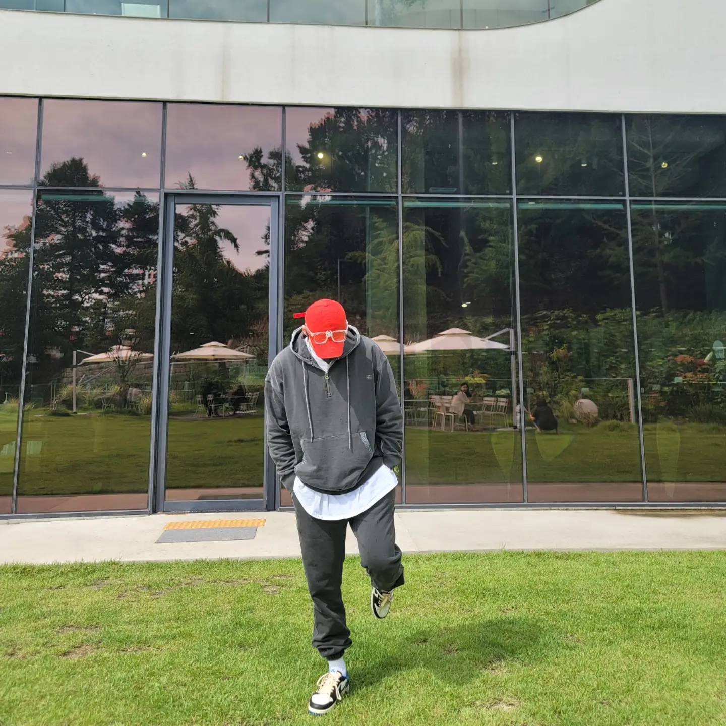 꾸다 (@183.h.g) 님의 게시물 | KREAM