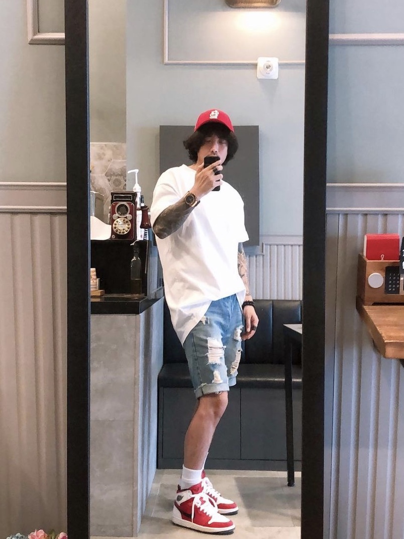 권혁민 (@crazy_crowz) 님의 게시물 | KREAM