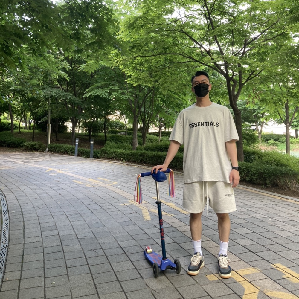 yuns.papa (@yuns.papa) 님의 게시물 | KREAM