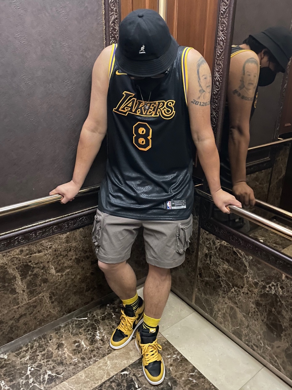 전대우 (@tigerdw) 님의 게시물 | KREAM