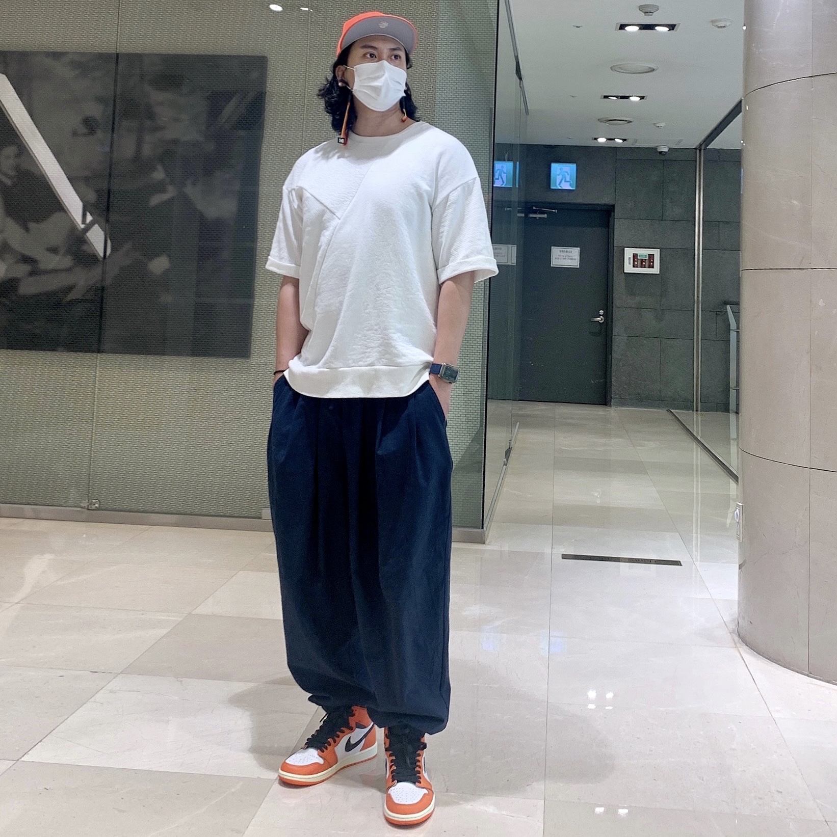 구름구 (@cloud9nine) 님의 게시물 | KREAM