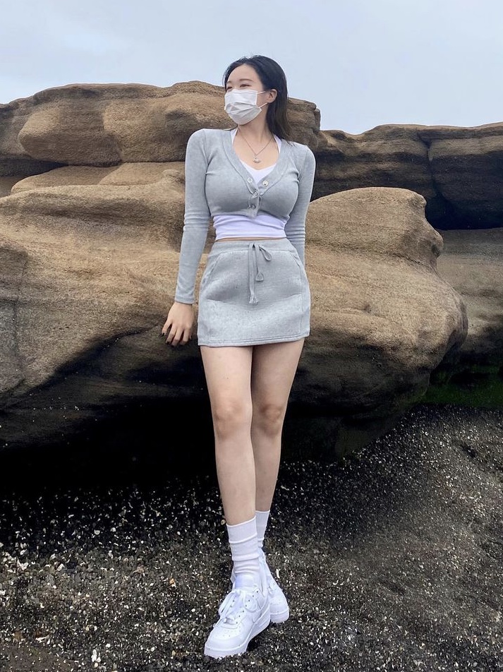 주다 (@z00___daa) 님의 게시물 | KREAM