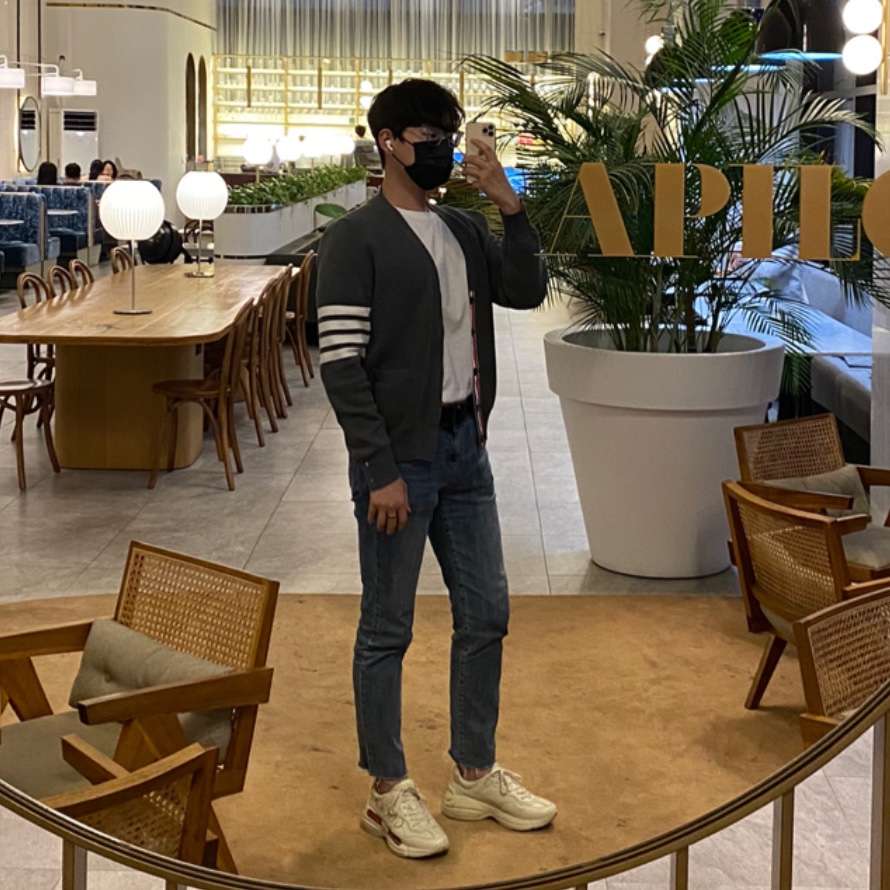 산이 (@xx_san_e) 님의 게시물 | KREAM