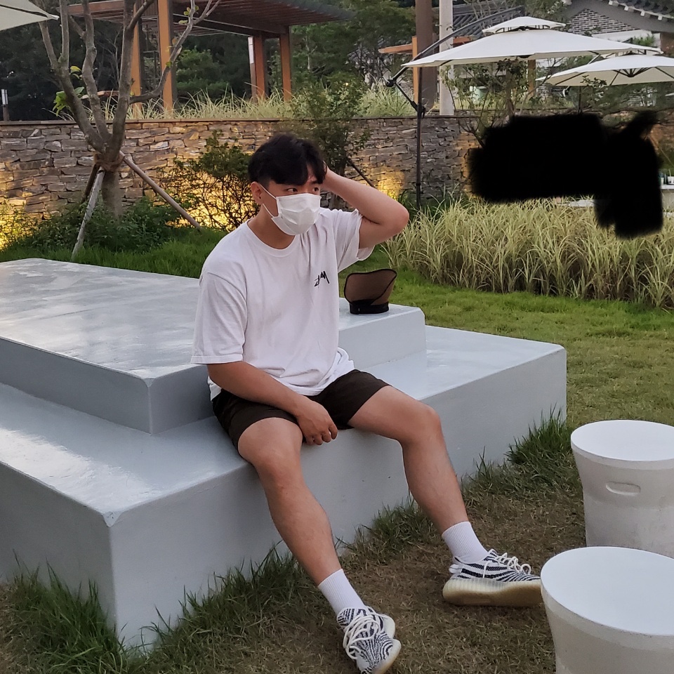 lee01423 (@jin_0e) 님의 게시물 | KREAM