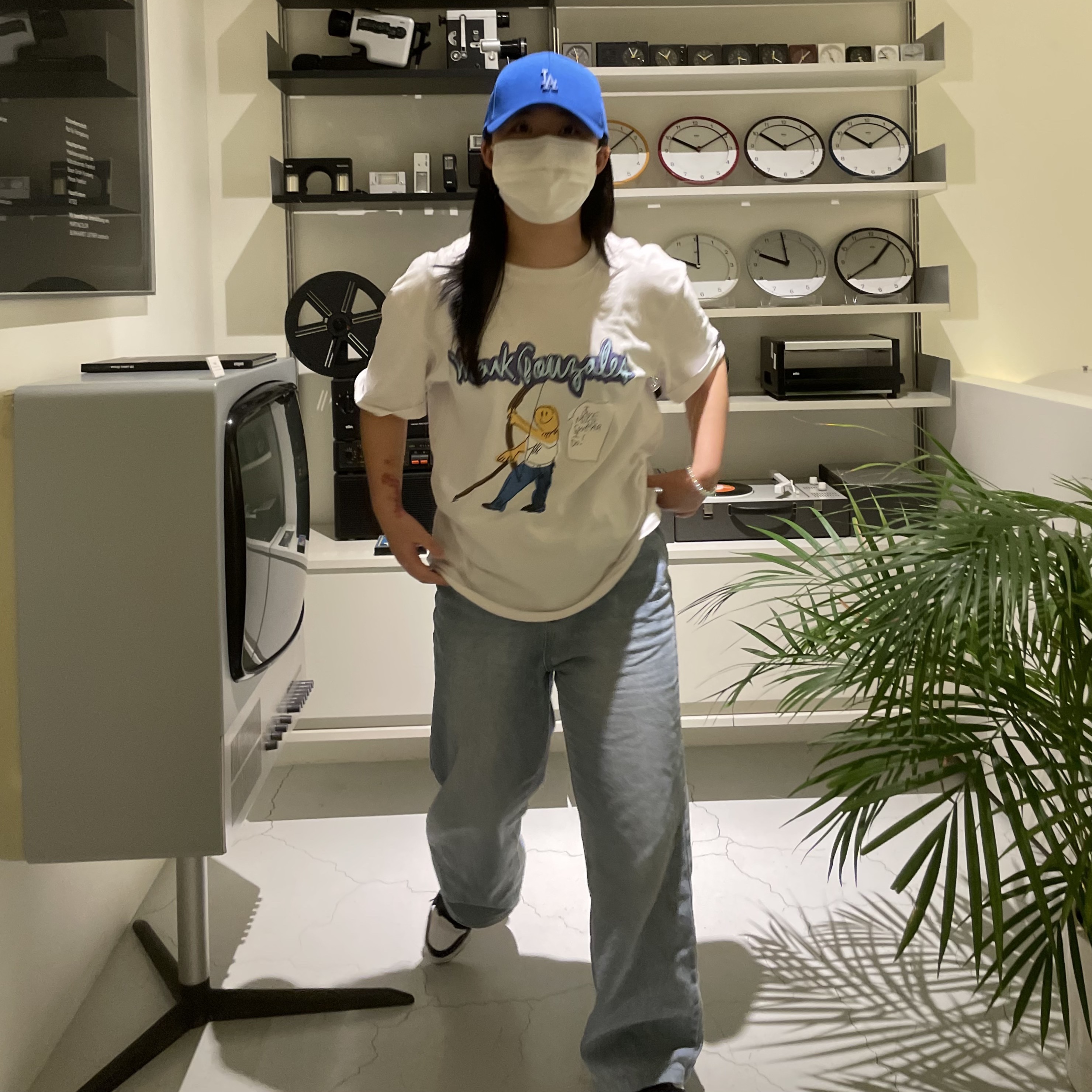 새밍이 (@seeee_ming) 님의 게시물 | KREAM