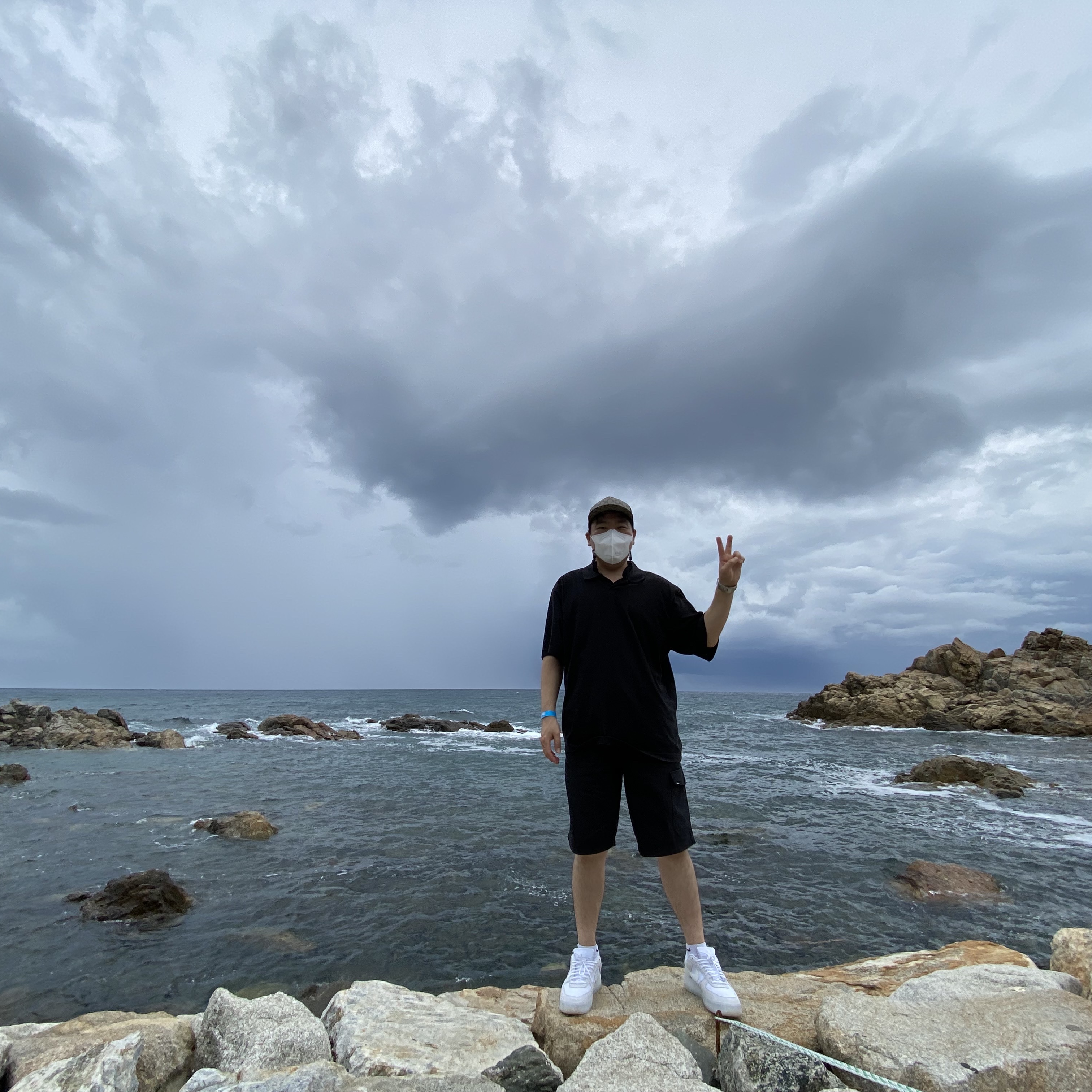 쏭쏭 (@song.song) 님의 게시물 | KREAM