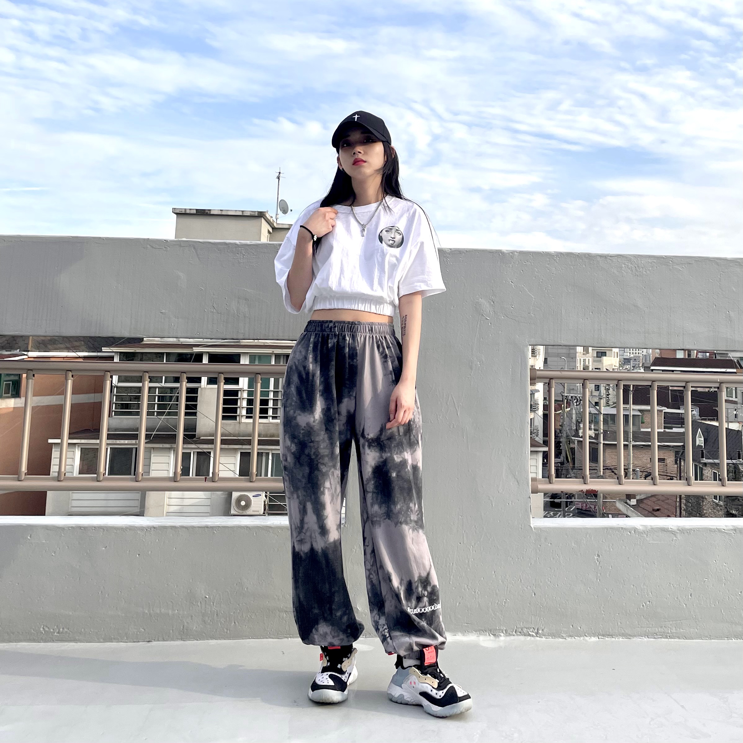 이수잔🌼 (@e_ssu_u) 님의 게시물 | KREAM