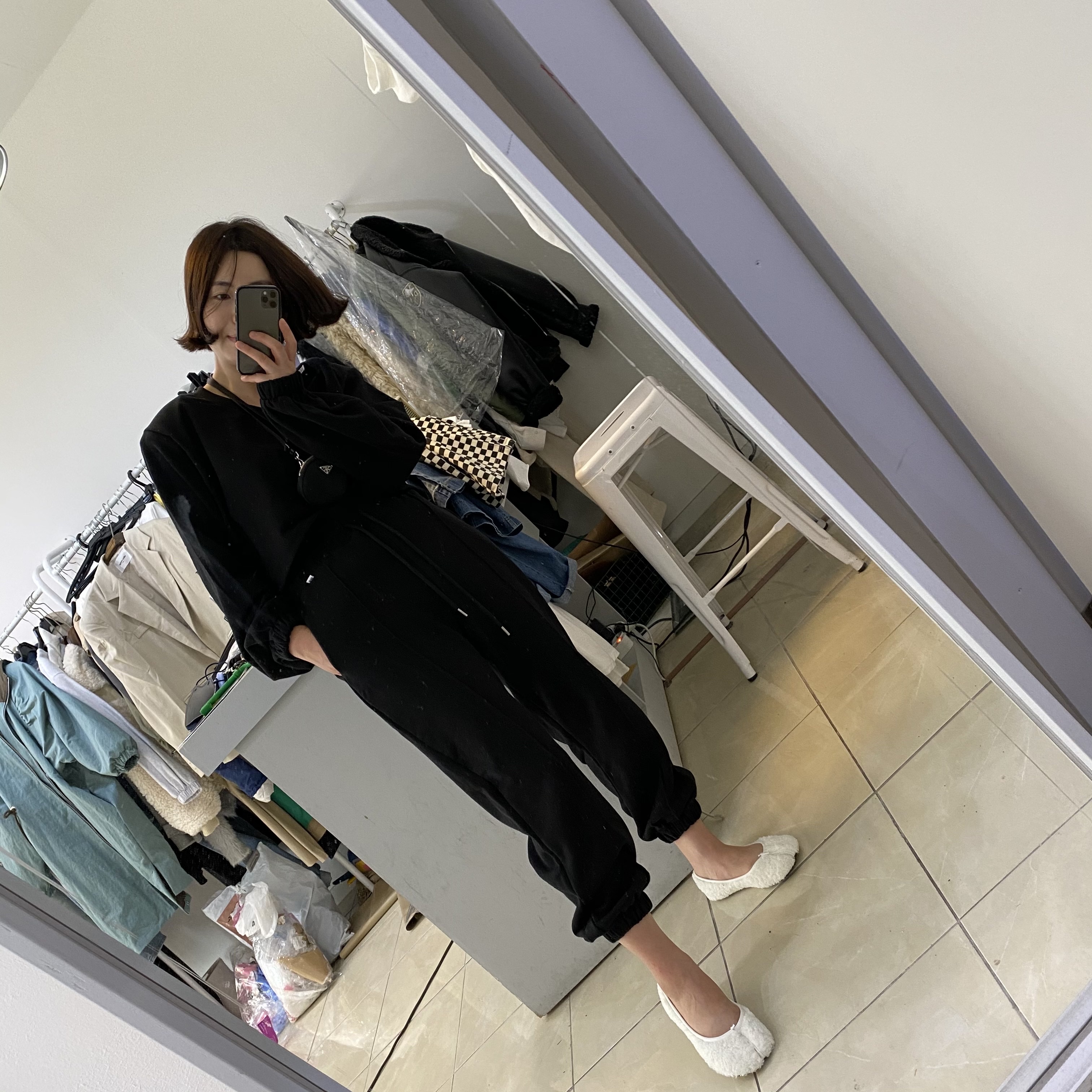 김아미 (@hoami00) 님의 게시물 | KREAM