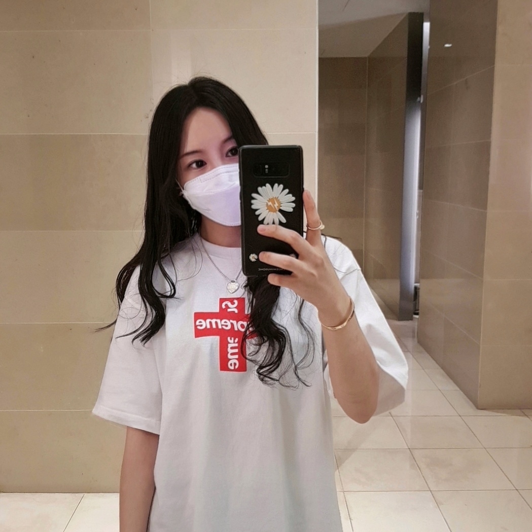 채채 (@won_lovely) 님의 게시물 | KREAM