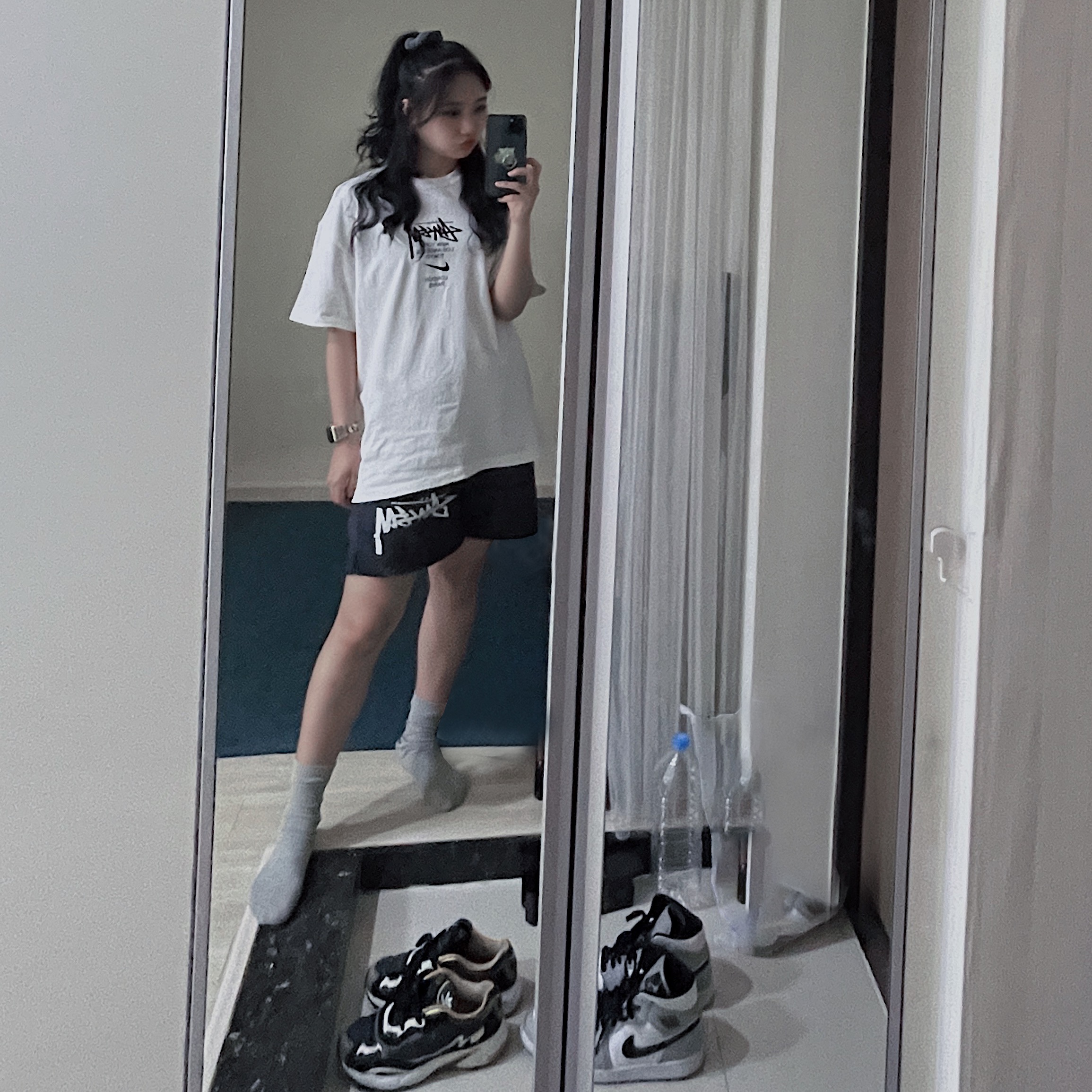 두나 (@_d2_n4) 님의 게시물 | KREAM