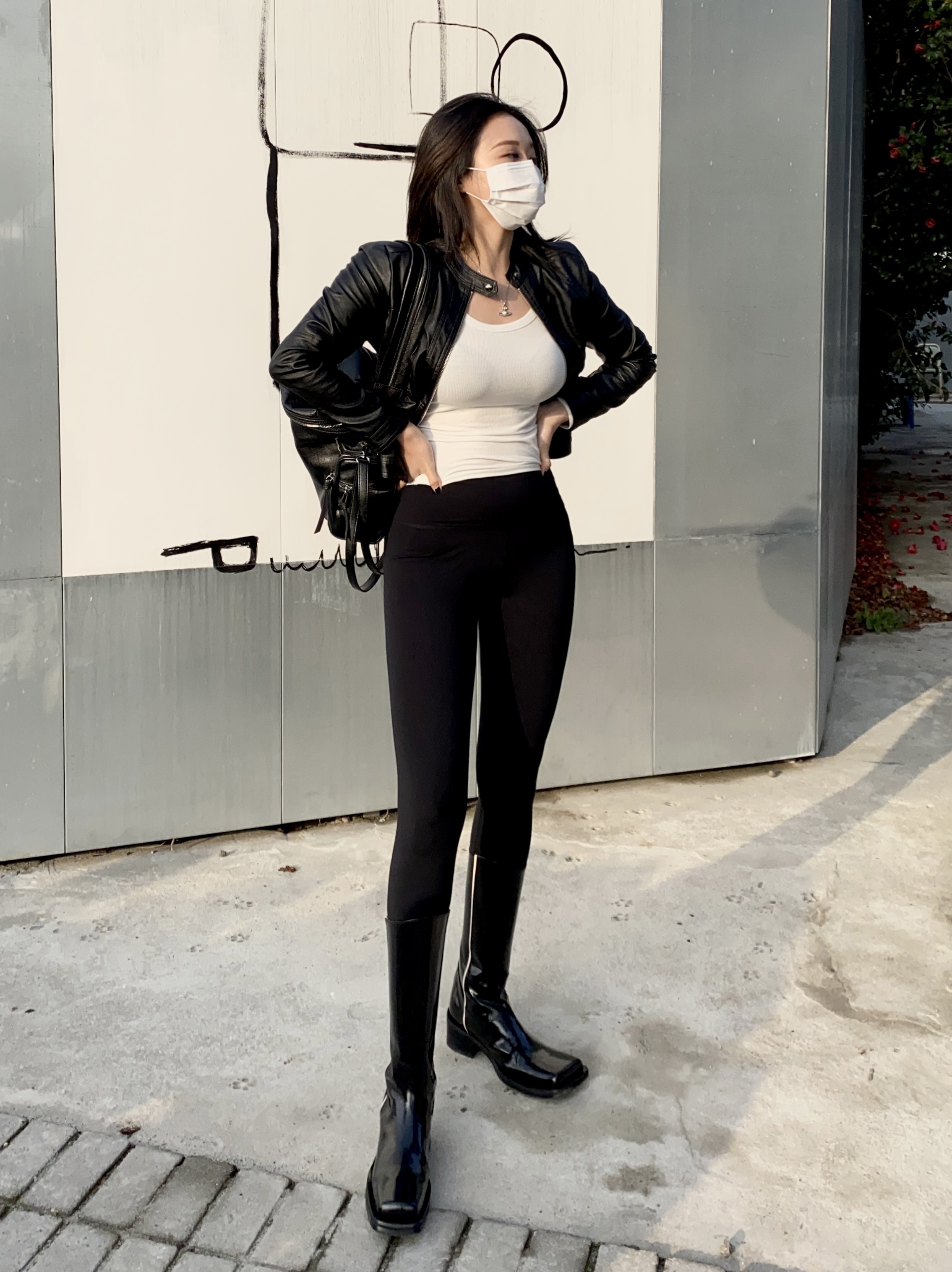 주다 (@z00___daa) 님의 게시물 | KREAM