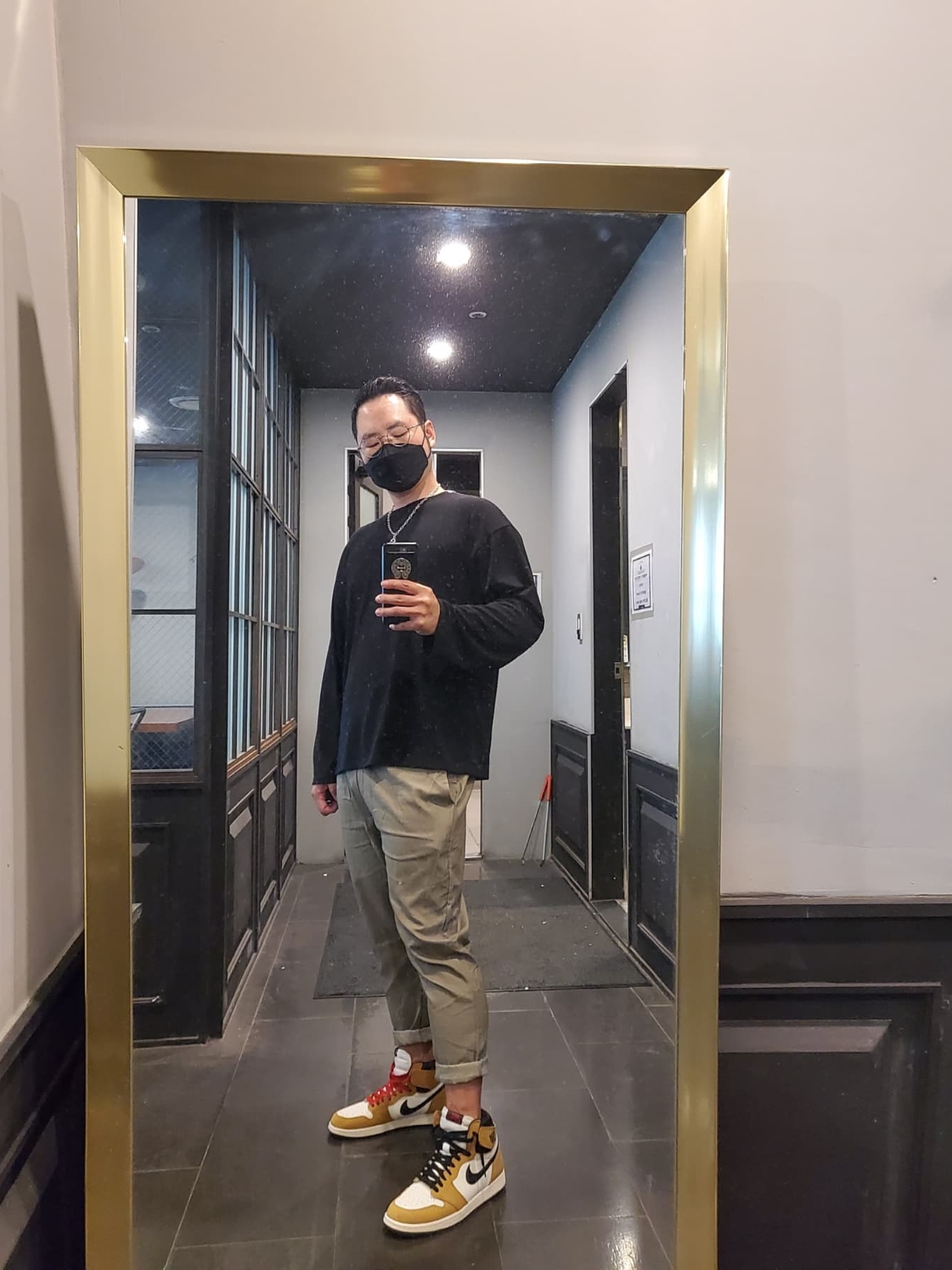 @동일 (@lucky_leejw) 님의 게시물 | KREAM