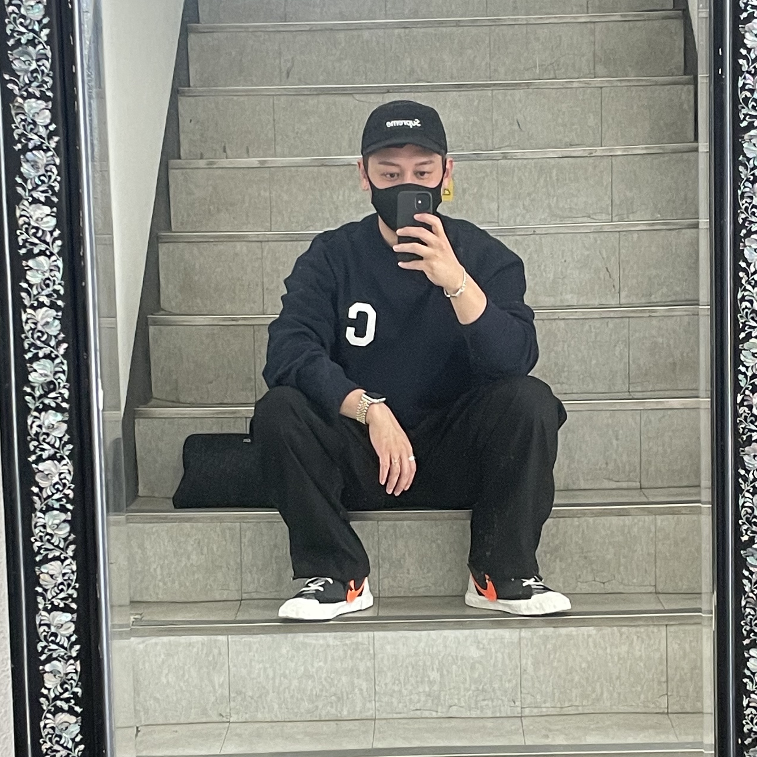 정일문 (@1011.88) 님의 게시물 | KREAM