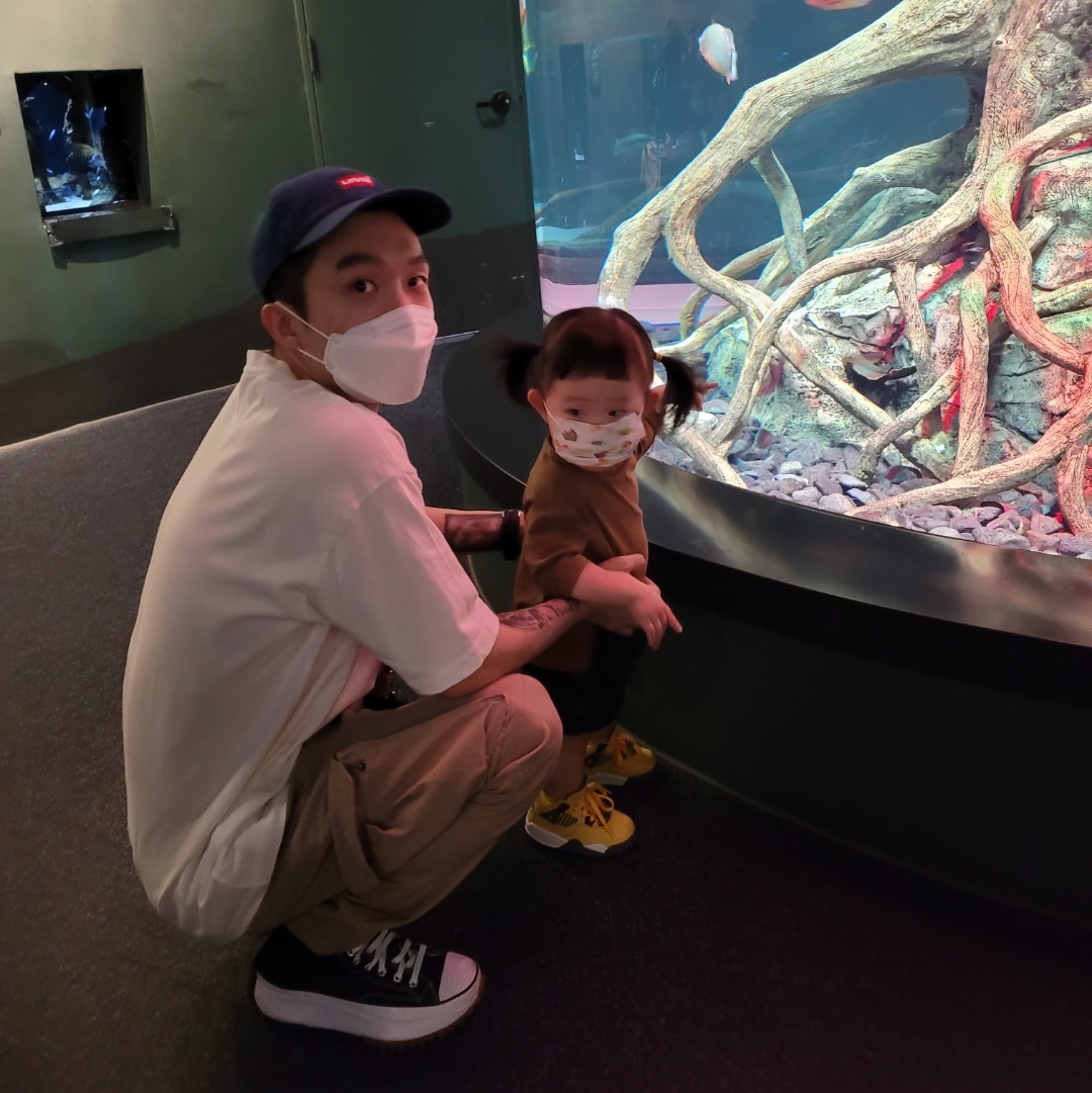 wook (@cocacola_) 님의 게시물 | KREAM